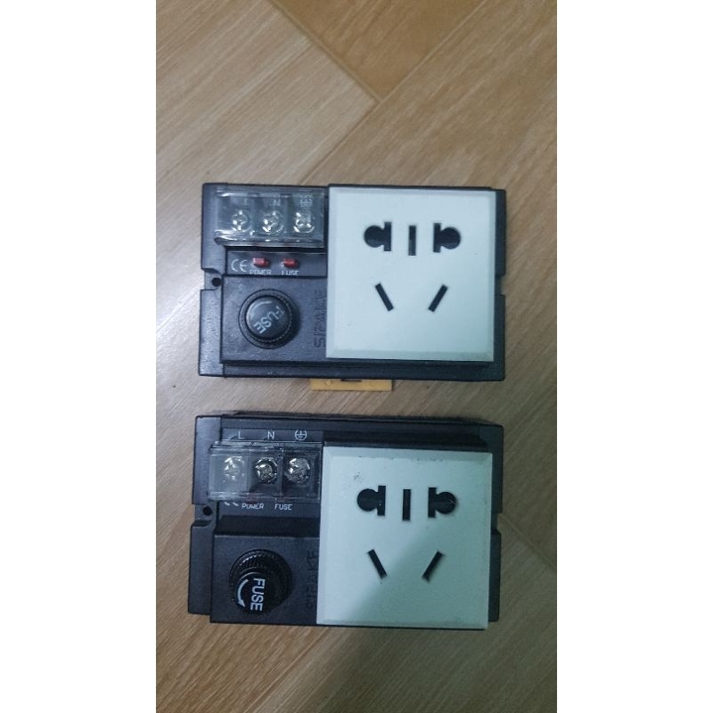 Ổ cắm điện Siron T071, DC24V 10A | Shopee Việt Nam