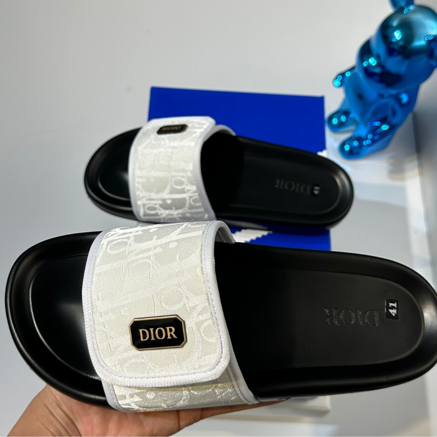 Dép Nam Quai Ngang, Dép Di.or Dán Nhám, Hoạ Tiết Vân nổi Hot Nhất 2024 ...