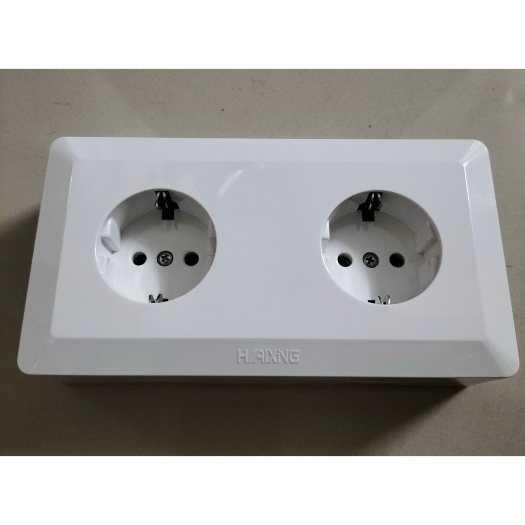 Ổ cắm đôi hàng hải CZ216PS 2P+E 250V 16A IP20 - EUROPEAN SURFACE SOCKET ...