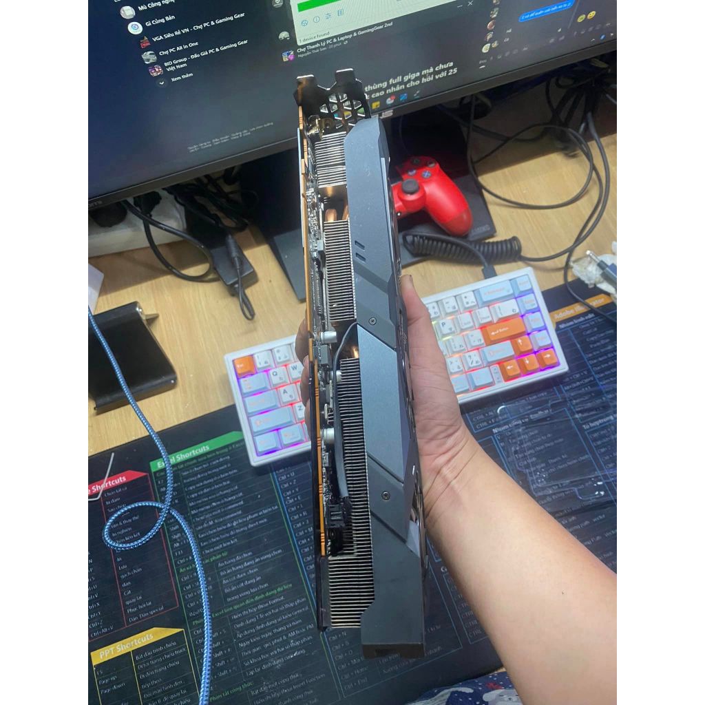 CARD MÀN HÌNH GIGA RX 5700 3 FAN LIKE NEW | Shopee Việt Nam