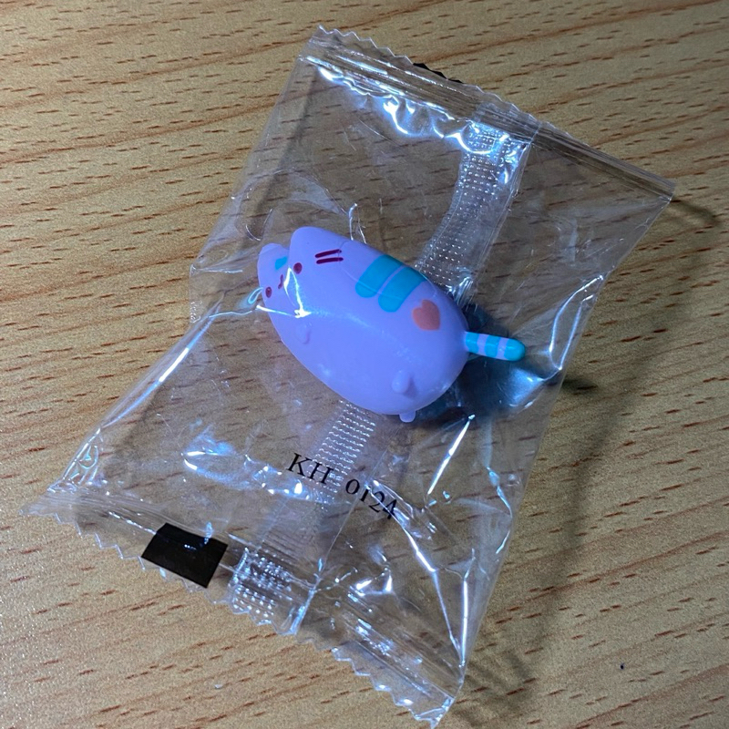 Mô hình Mèo Pusheen Chupa Chups | Shopee Việt Nam