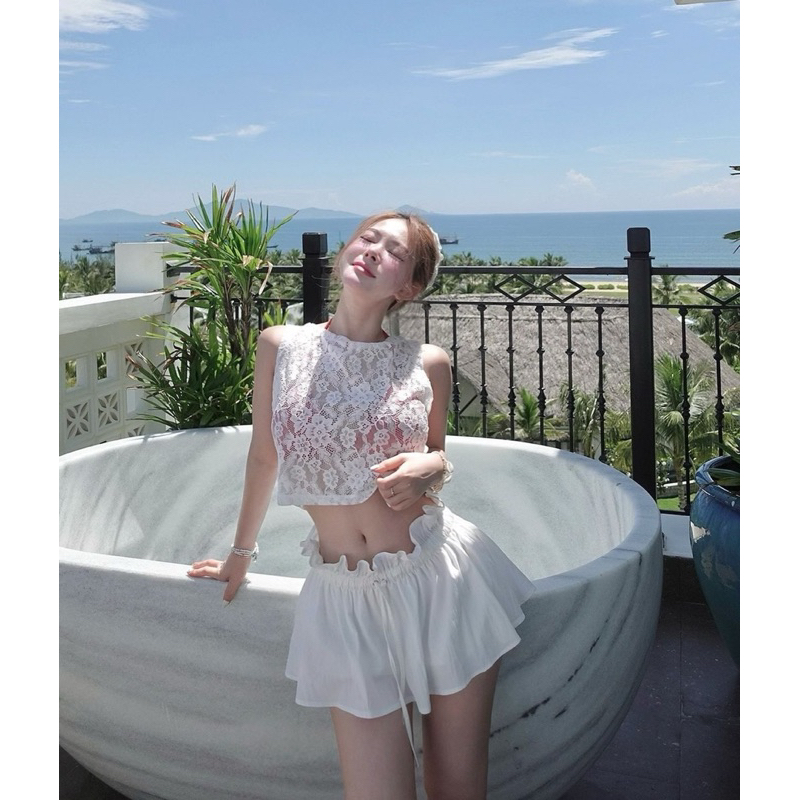 Hion Store - Set áo trắng ren hoa+ bra đỏ+ cv trắng mặc đi du lịch ...