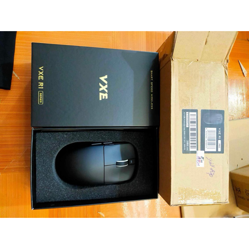 (CHÍNH HÃNG) Chuột không dây Gaming VGN VXE Dragonfly R1 Pro max | Shopee Việt Nam
