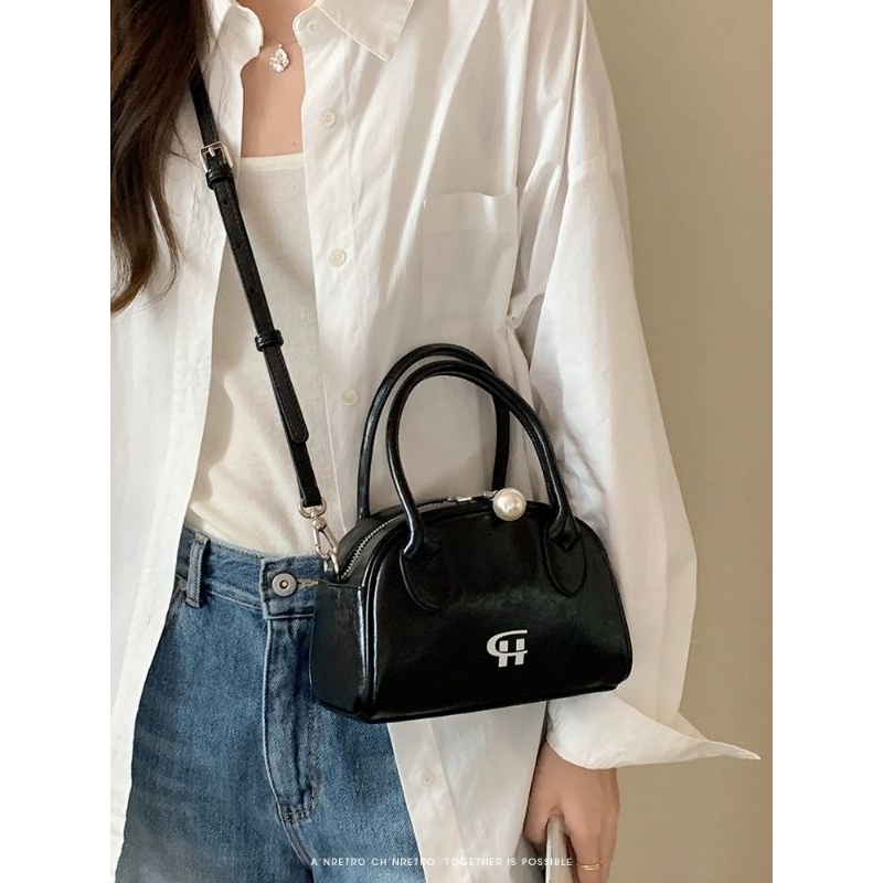 Túi CHIO2ND Chính hãng - CO2802 | Shopee Việt Nam