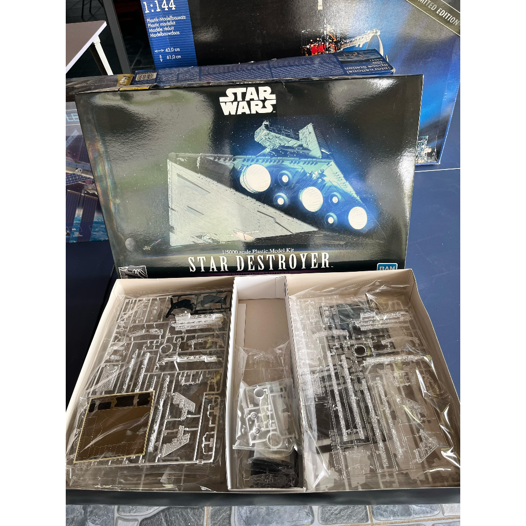 Bandai 1/5000 Star Destroyer (Lighting Model First Production Limited ...