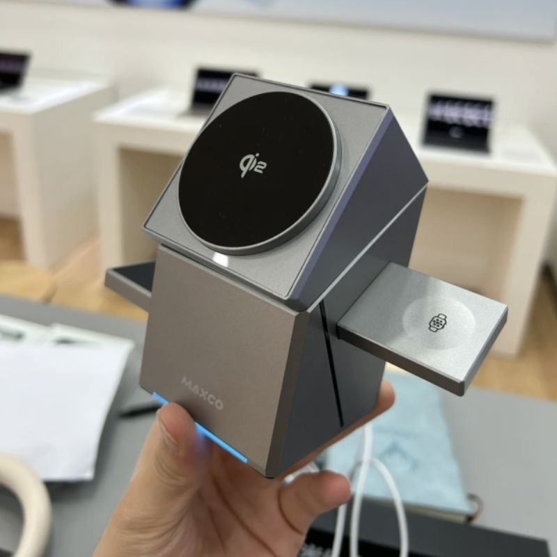 Trạm sạc không dây xoay tự động CubeTrick X Maxco chính hãng công suất ...