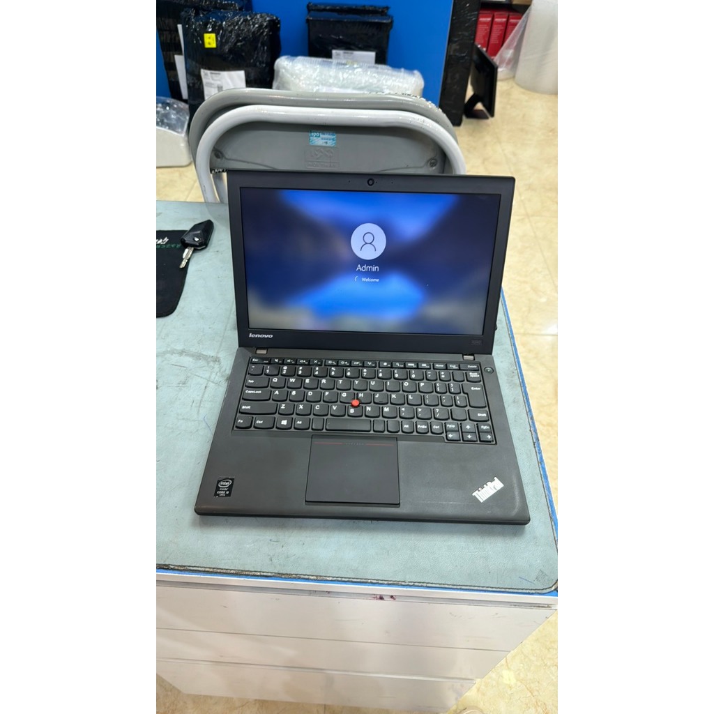 Laptop Lenovo ThinkPad X240 (Core i3 - 4300U, RAM 4GB, HDD 500GB, 12.5 ...