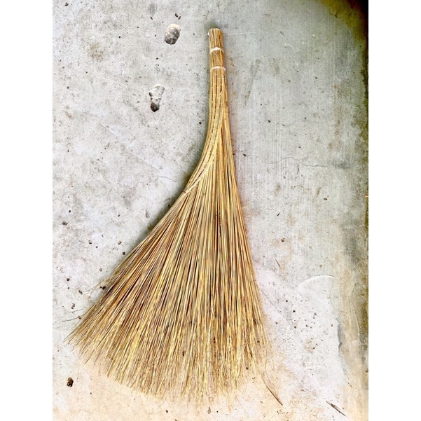Chổi quét rác - Chổi Chà Dừa quét Sân Thân cột kẽm | Shopee Việt Nam