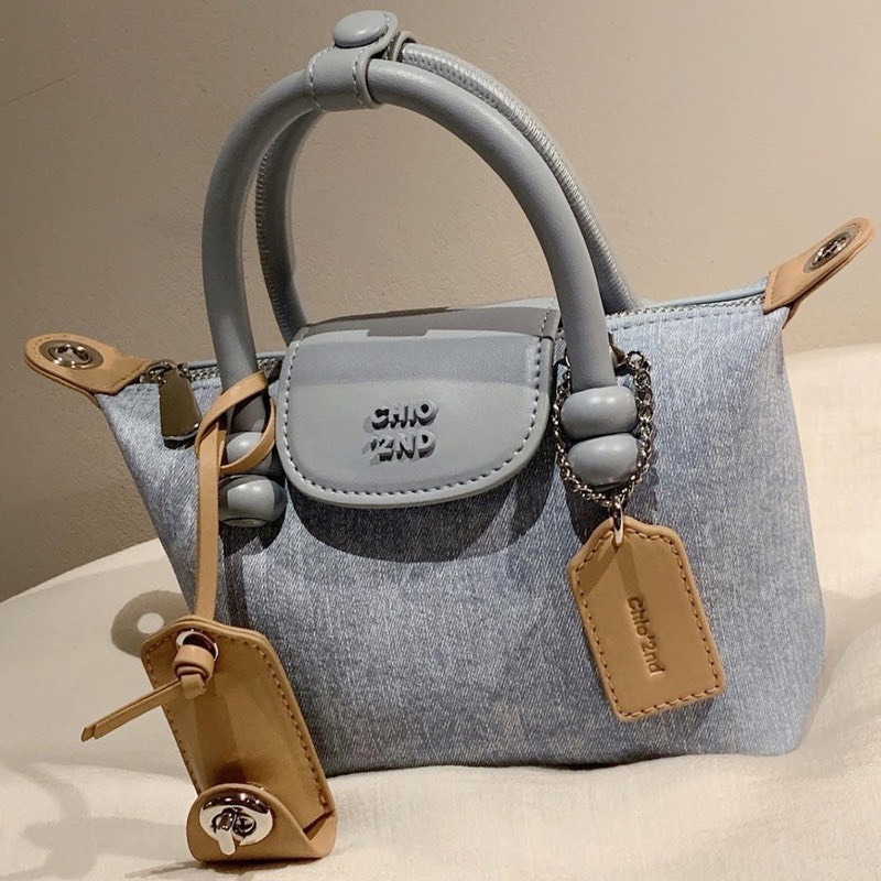 Túi xách Chio''2nd có nắp đậy màu xanh Denim kèm dây đeo chéo | Shopee ...