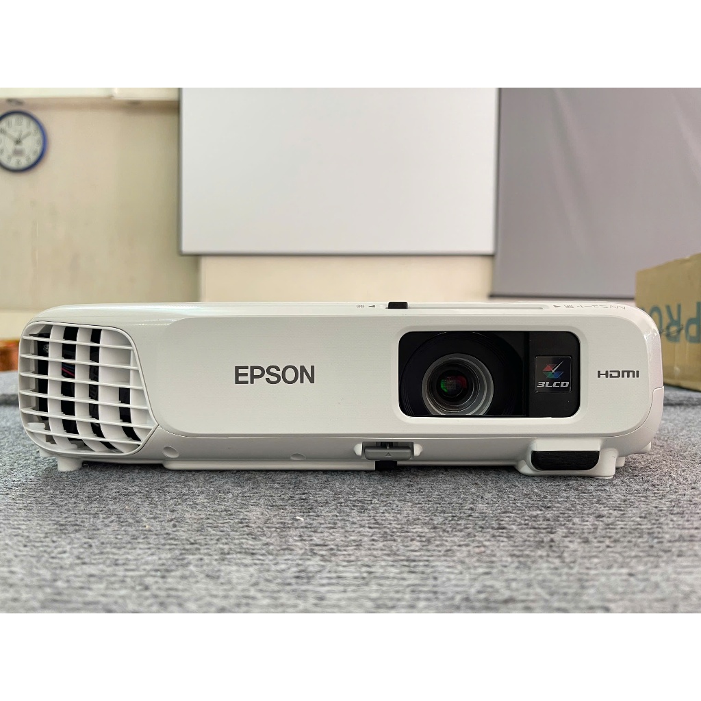 Máy Chiếu Cũ Epson EB-S18.Máy Sáng Đẹp, Có Bảo Hành 3 Tháng Sản Phẩm. Đầy Đủ Cổng HDMI.Hàng New ...