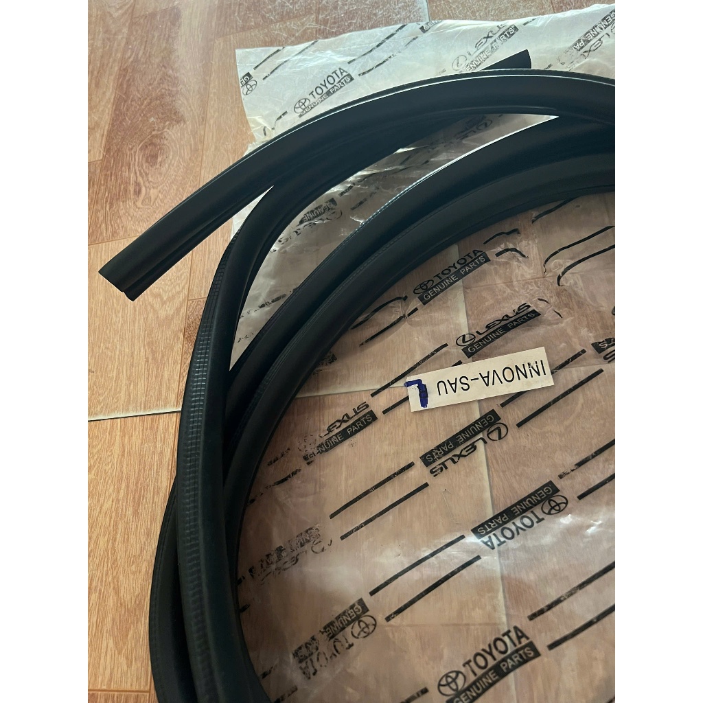 gioăng khung cửa Innova 05 - 15, Vios 08 -13 ( giá 1 chiếc ) | Shopee ...