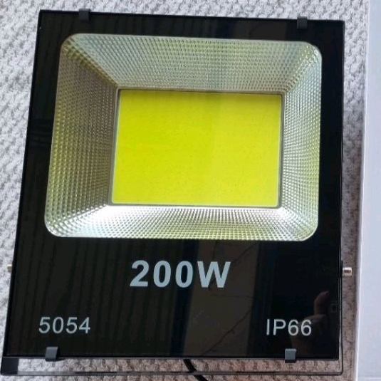 Đèn pha LED 200W IP66 COB Sanomax chống nước, bền, sáng (Bảo hành chính ...