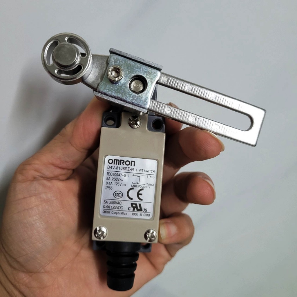 Công tắc hành trình Omron D4V-8108SZ -N | Shopee Việt Nam