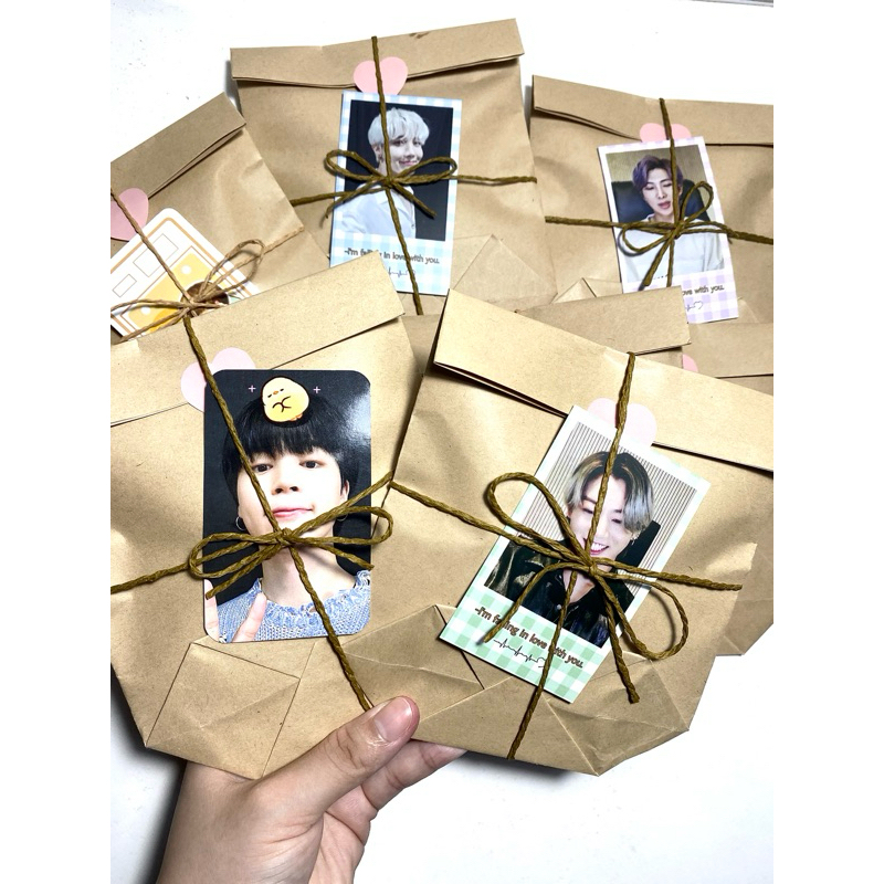 Hộp quà may mắn Dicon BTS/ Random Dicon Box BTS | Shopee Việt Nam