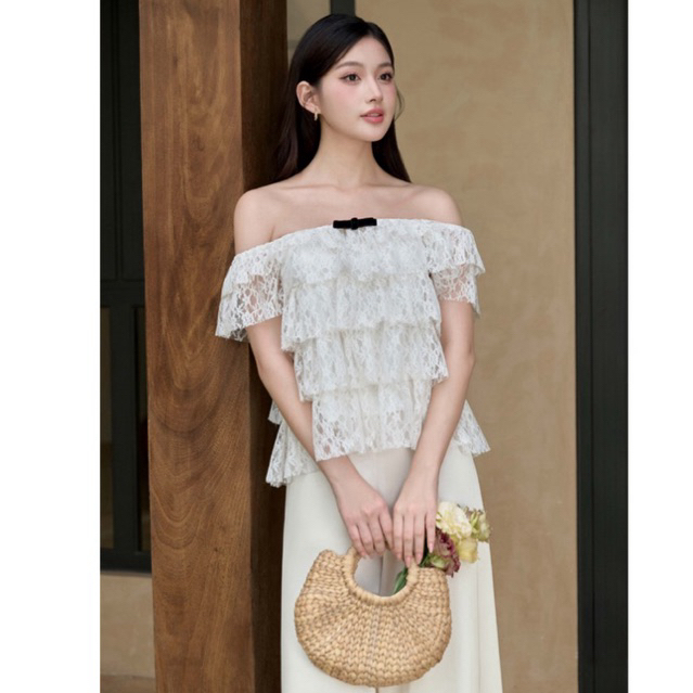 DORI STUDIO -Junie Top - Áo trễ vai ren nhiều tầng , màu be Nữ Women | Shopee Việt Nam