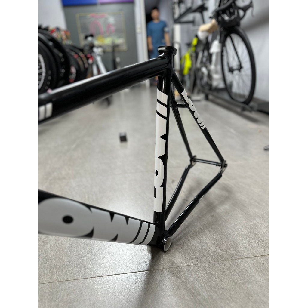 Khung Fixed Gear LOW II càng carbon F1 (khung có sẵn càn, chến cổ và ...