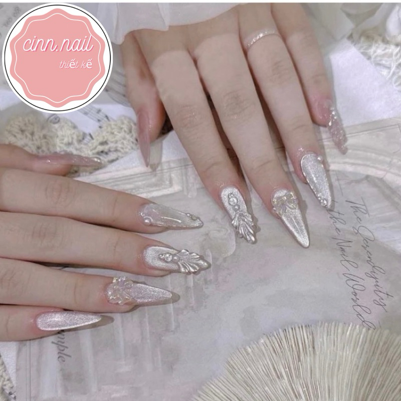 Nailbox thiết kế màu hồng thạch , móng tay giả ngắn , nail cô dâu , mẫu nails đẹp sang trọng ...