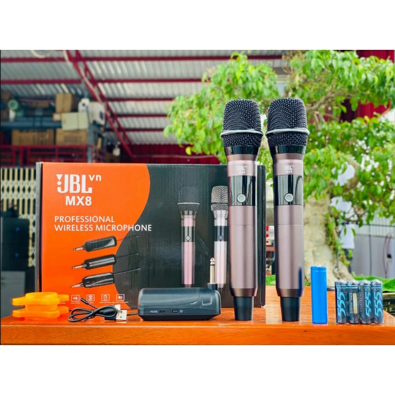 Micro không dây đa năng cao cấp JBL MX8 thích hợp cho hội trường, sân ...