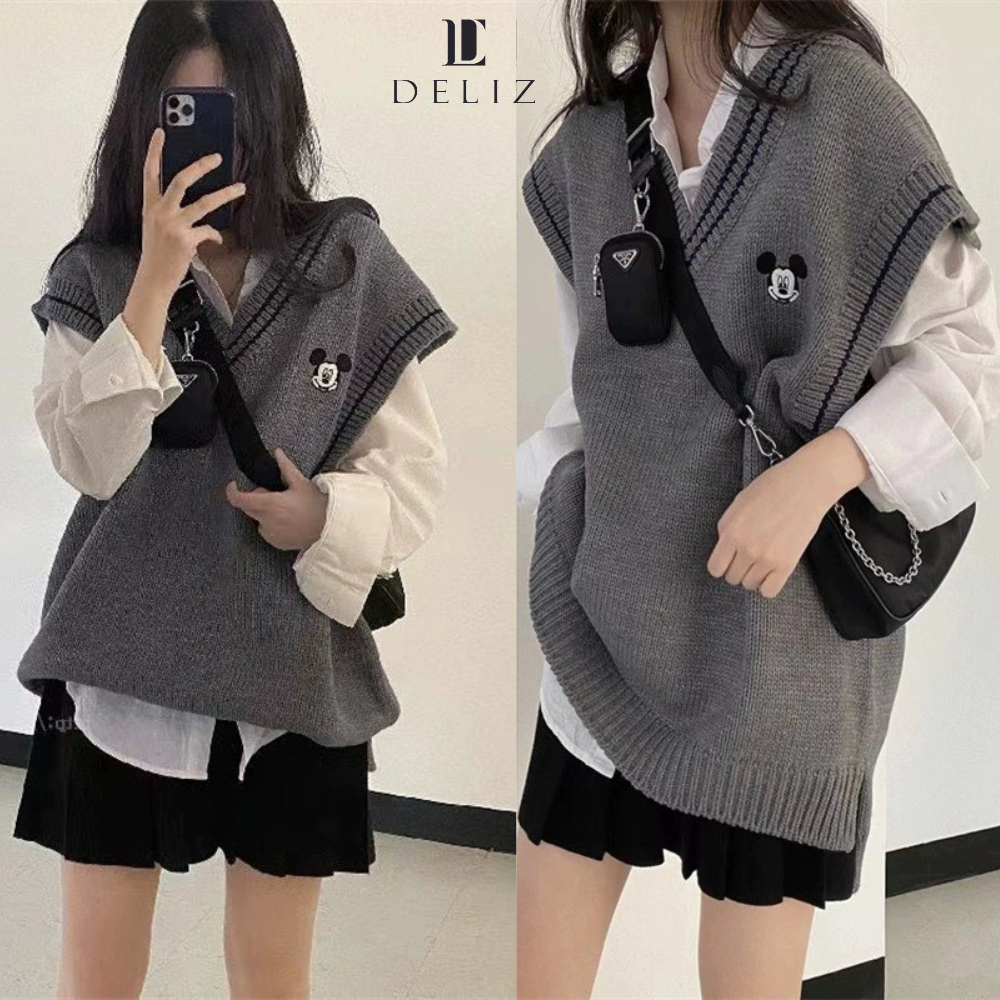Áo len gile cổ V cộc tay dệt lim màu ghi xám vặn thừng viền đen huy hiệu mickey cá tính hottrend ...