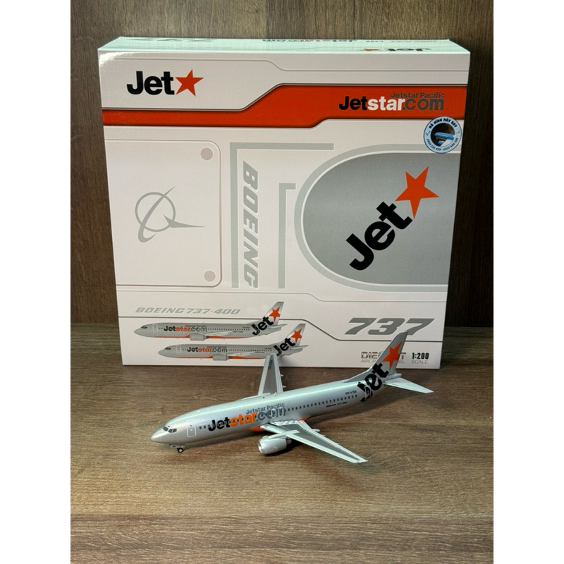 Mô hình máy bay Jcwings Jetstar Pacific Boeing 737-400 tỉ lệ 1:200 ...