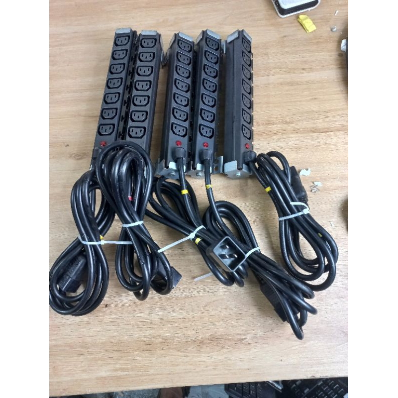 Thanh quản lý nguồn PDU HP 7 port output C14 và 1 port input C20 ...