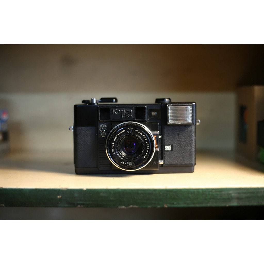 Konica C35 AF - Chiếc máy ảnh compact cổ điển, chất lượng vượt thời ...