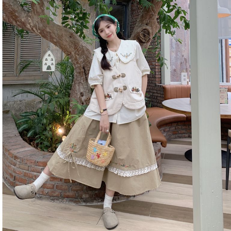 Set áo gile nữ phối sơ mi tay ngắn vintage, gile nữ phối chân váy thêu hoa retro Hàn Quốc 897 ...