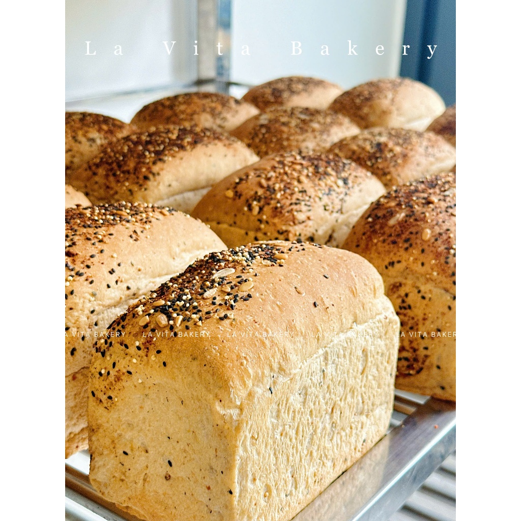 Bánh 12 Hạt Nguyên Cám 400gr - Whole Wheat 12 Grain Bread - Ăn Kiêng ...