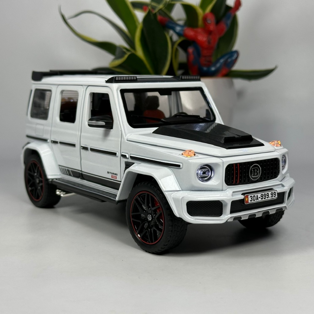 Mô hình xe Mercedes G800 Brabus tỷ lệ 1:24 bằng kim loại có đánh lái ...