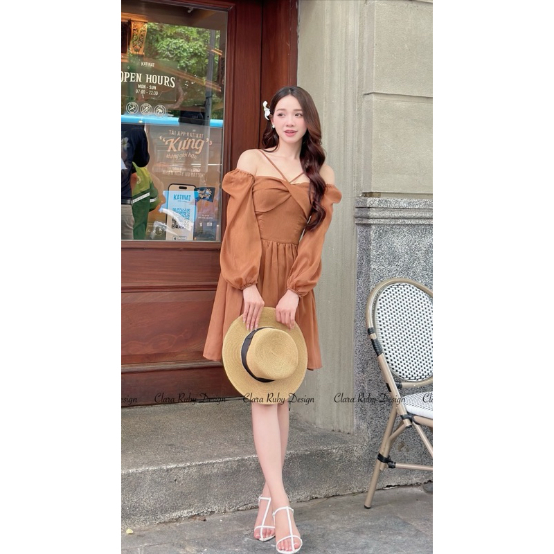 Váy trễ vai Selena vải tơ - CLARA RUBY - CHÍNH HÃNG SIZE SML | Shopee ...