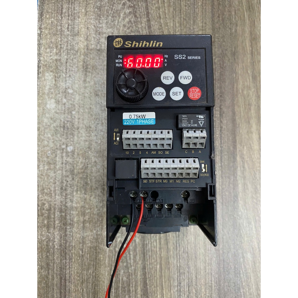 Biến tần SHIHLIN SS2-021-0.75K nguồn 220VAC công suất 0.75kW tháo máy ...