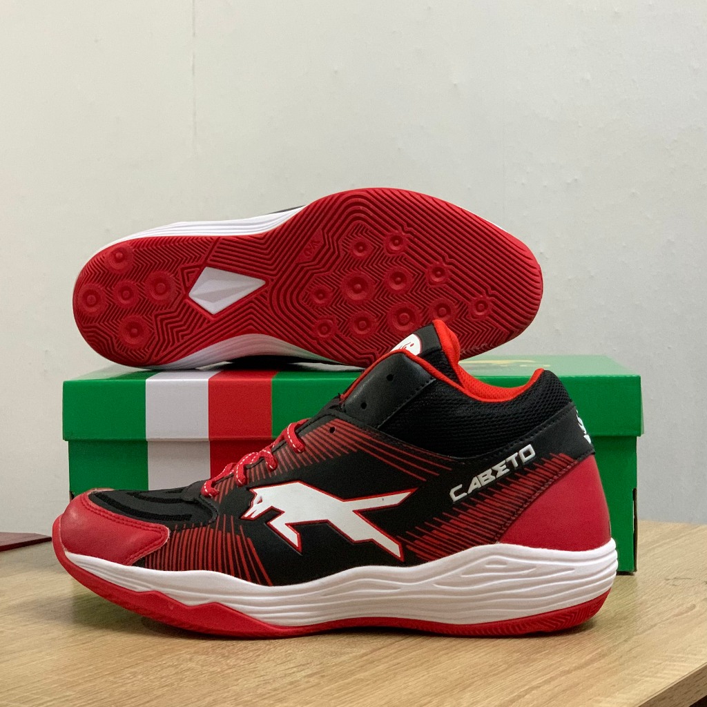 Giày bóng chuyền cao cấp VHD Cabeto đỏ đen sói đầu đàn - chính hãng ...