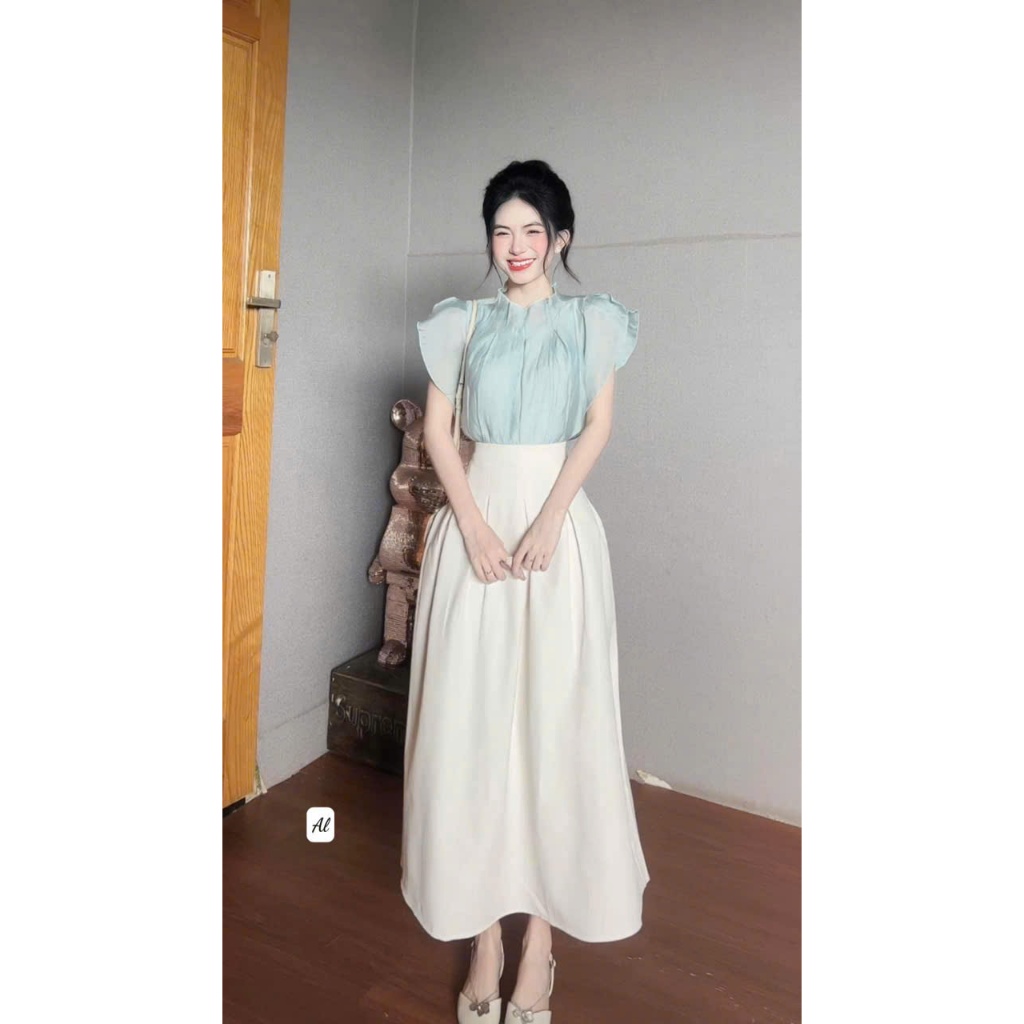 Set áo tay hến tơ bèo phối cùng chân váy xếp ly dáng xòe thanh lịch nhẹ nhàng cho nàng đi chơi ...