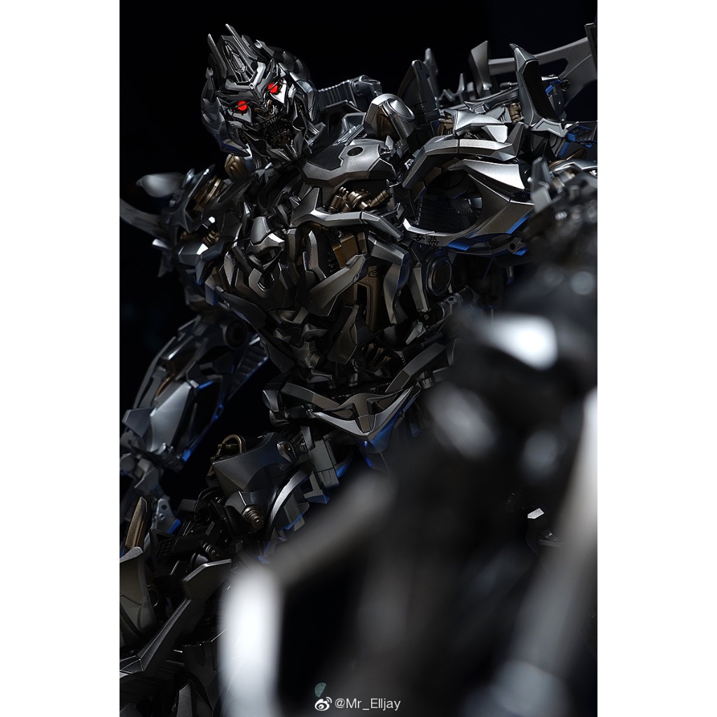 Mô hình Transformers LS12 oversized Megatron figure | Shopee Việt Nam