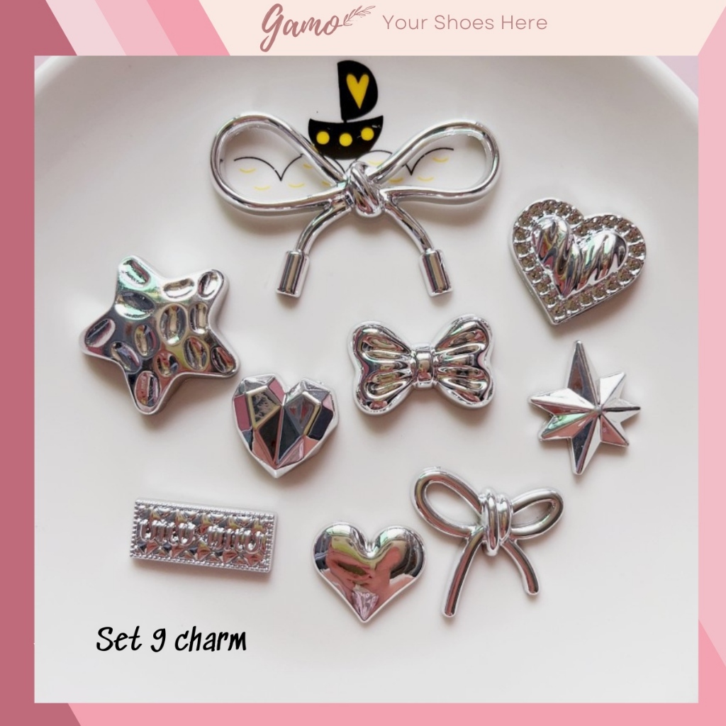 Bộ 9 Sticker, Charm 3D chủ đề Nơ bạc DIY Gamo gắn Dép Cross, Dép Sục ...