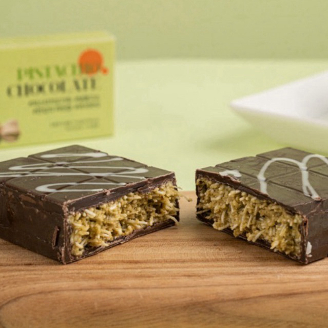 Socola Dubai [Hàng cao cấp, chất lượng xuất khẩu] Nhân hạt dẻ cười cùng ...