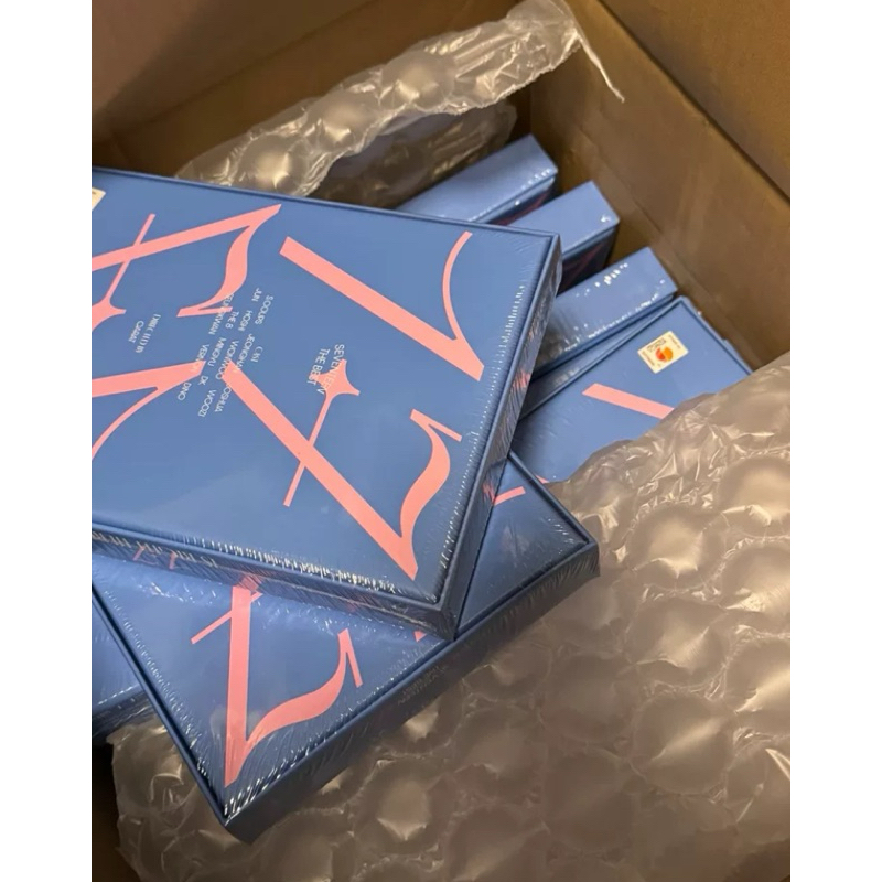 [SEAL] Album 17 IS RIGHT HERE - DEAR VER. | Shopee Việt Nam