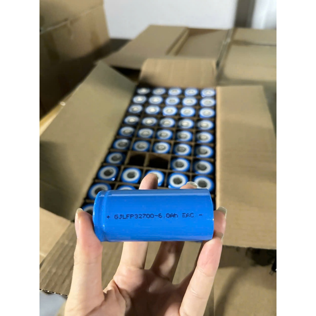Pin LifePO4 32700 dung lượng 6000mAh 3.2V mới 100% | Shopee Việt Nam