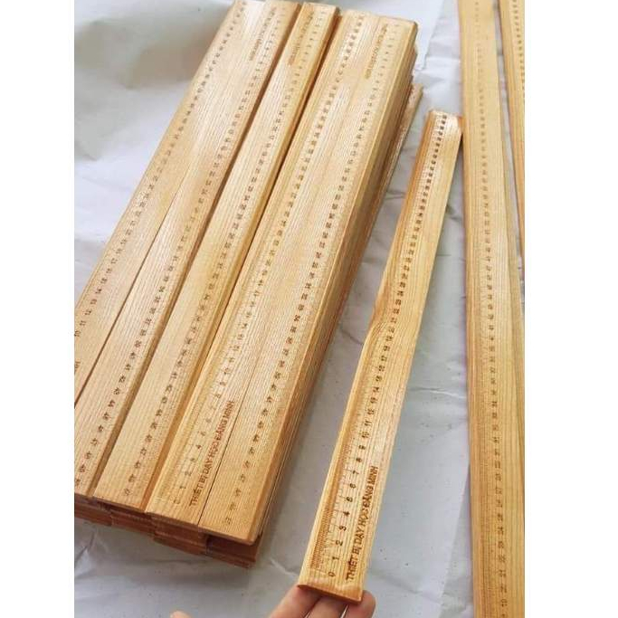 Thước gỗ tự nhiên 30cm, 50cm, 60cm khắc vạch tia số rõ, phun PU bóng ...