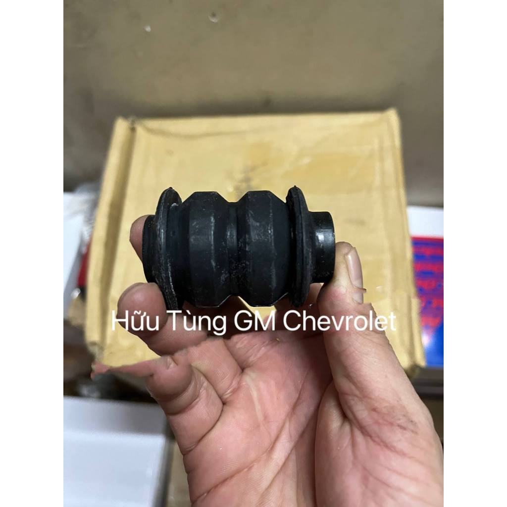 Cao su càng A giữa Chevrolet Captiva. Hàng chính hãng GM 96626237 ...