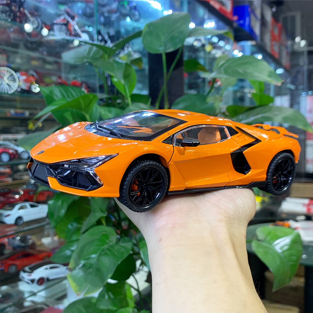 Mô hình xe Lambo ghini Revuelto Hybrid có đèn và âm thanh tỉ lệ 1:24 ...