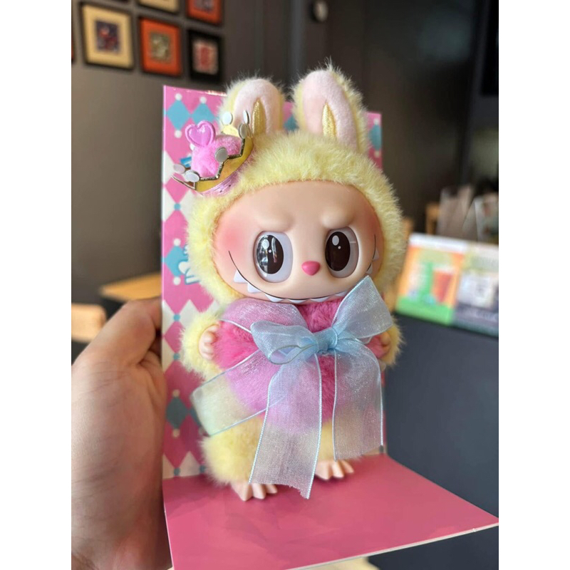 Labubu Queen let’s checkmate (order chính hãng) | Shopee Việt Nam