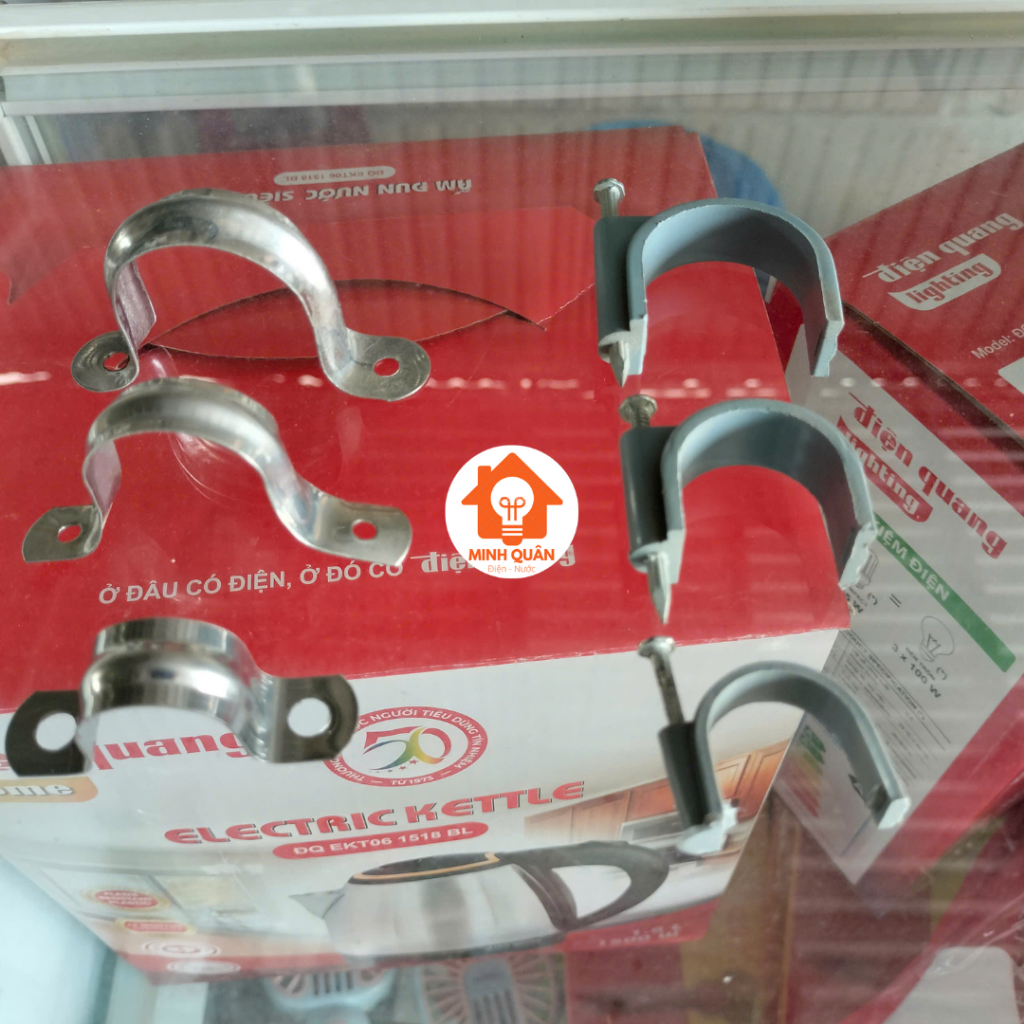 Combo 2 Đai treo ống, cùm ôm ống, cùm treo ống nhựa, inox phi 21, 27, 34mm | Shopee Việt Nam