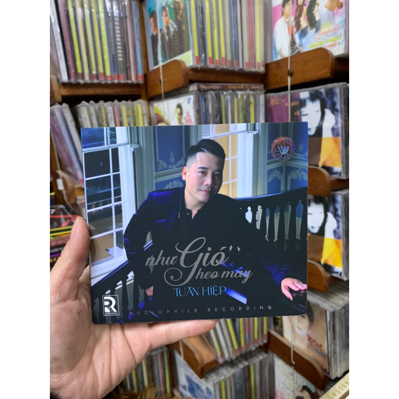 ĐĨA CD TUẤN HIỆP - NHƯ GIÓ HEO MAY | Shopee Việt Nam