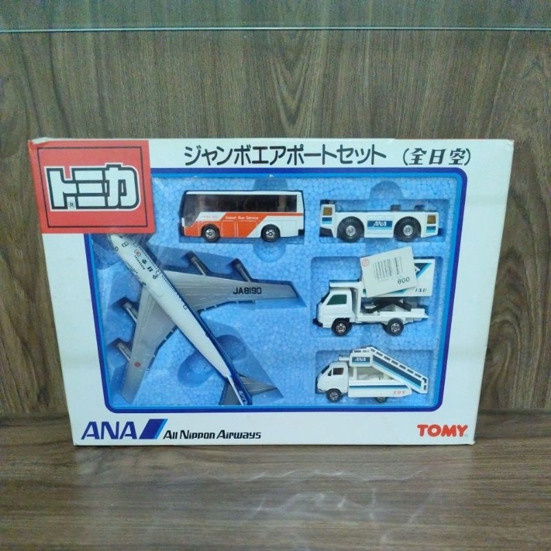 set mô hình Tomica hàng không hãng máy bay Ana made in japan | Shopee Việt Nam