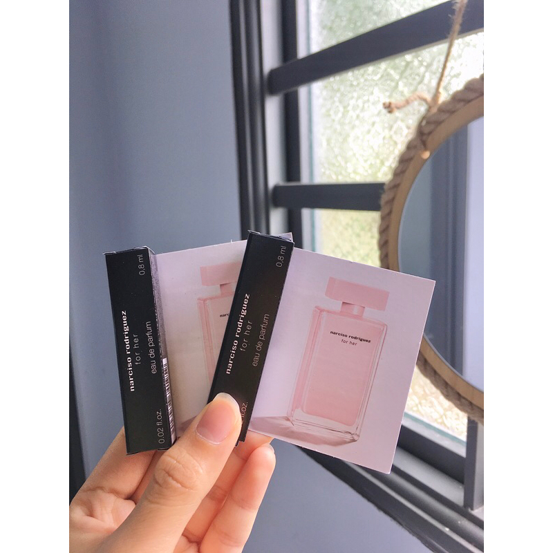 [Mẫu thử] Vial Narciso Rodriguez For Her Eau de Parfum 0.8ml | Shopee ...