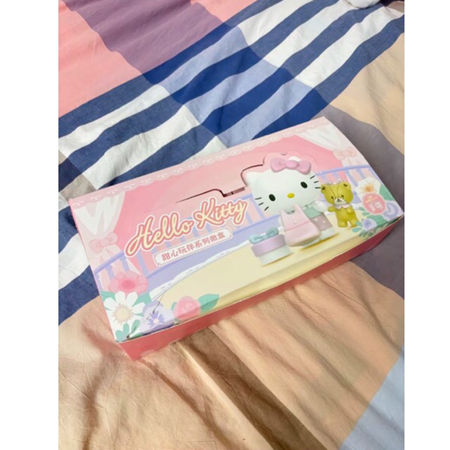 Blinkbox Hello Kitty | Shopee Việt Nam