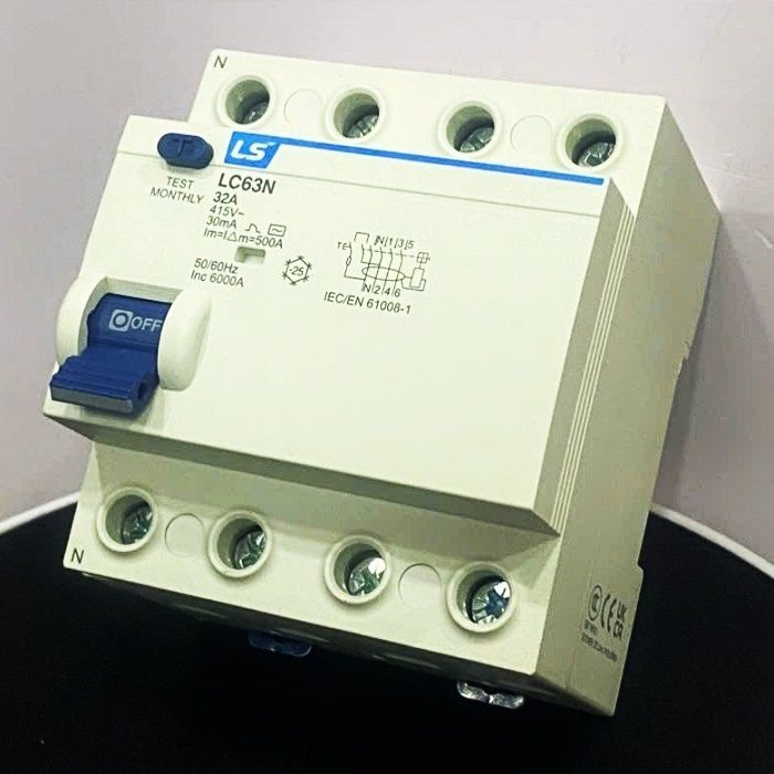RCCB LS LC63N 3PN-25,32,40,63A : Cầu dao chống giật 3P+N 25,32,40,63A 6kA | Shopee Việt Nam