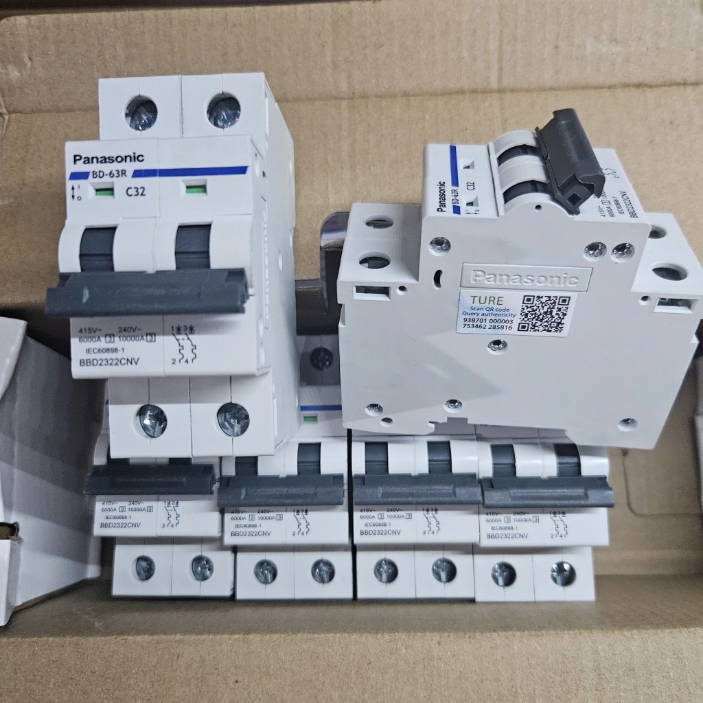 Cầu dao tự động 2P (CB tép 2P) PANASONIC 32A, 40A, 63A | Shopee Việt Nam