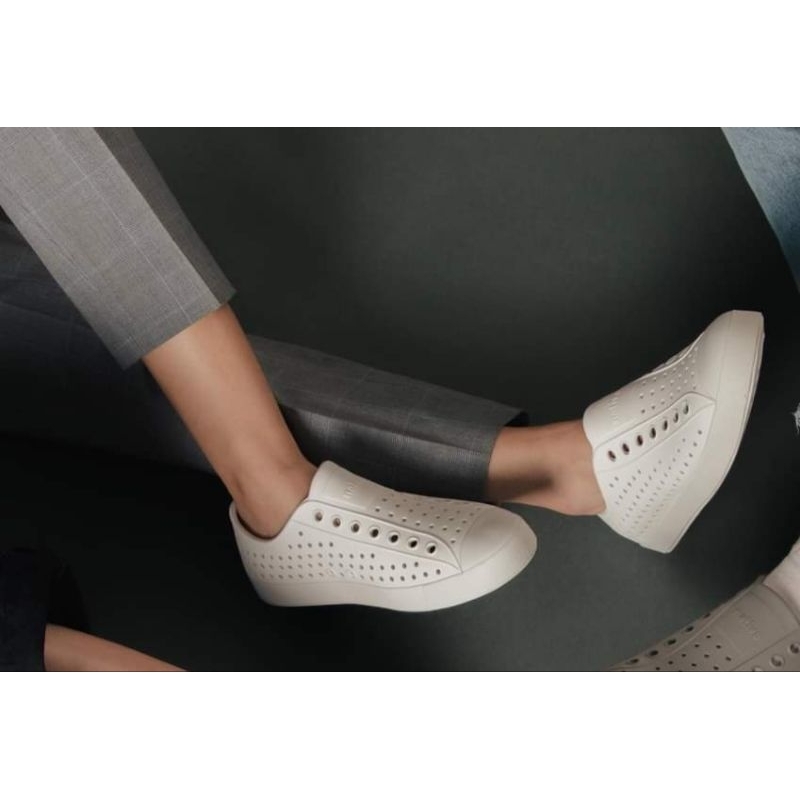 Giày native size 44 M11 | Shopee Việt Nam